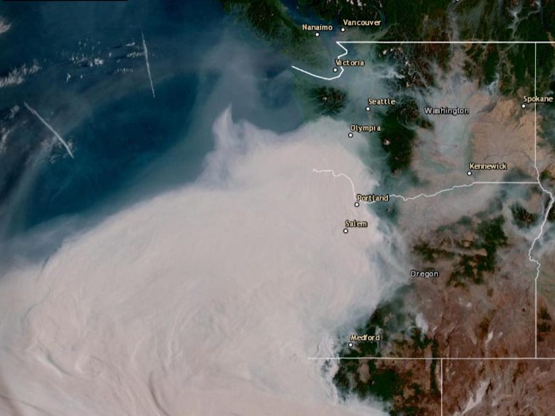 "Super Massive" smoke plume hovering menacingly over southwest WA ...